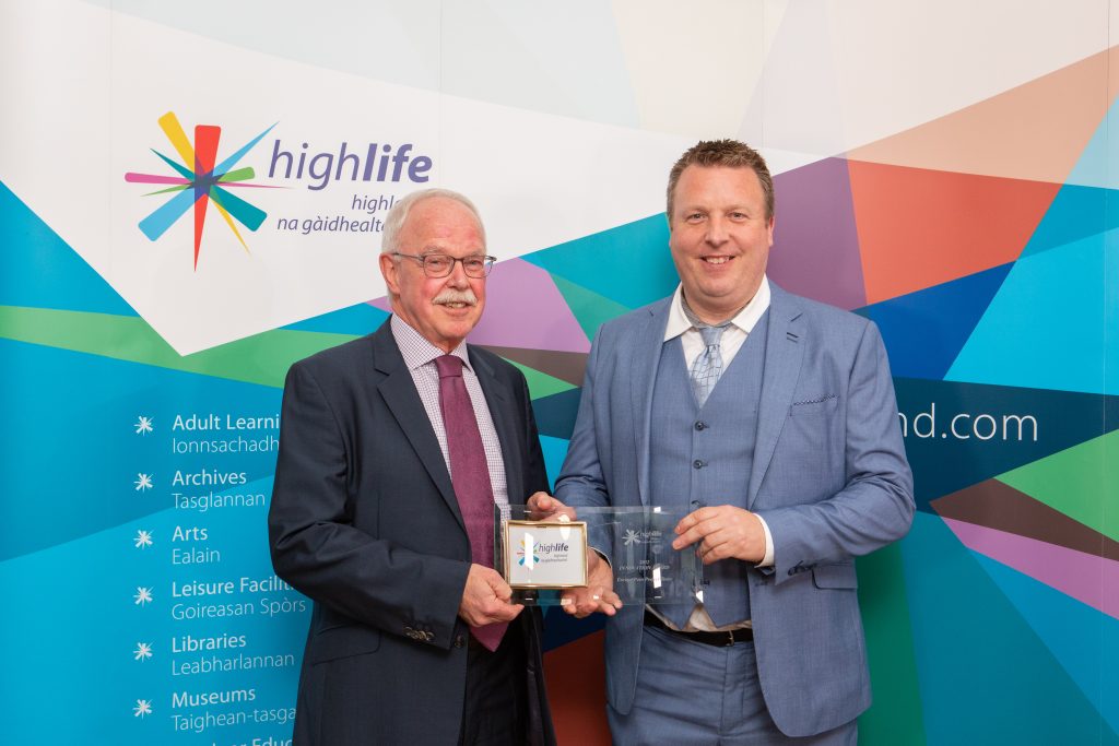 Mike Rae of Escape-Pain Project Team receiving Innovation Award from ...